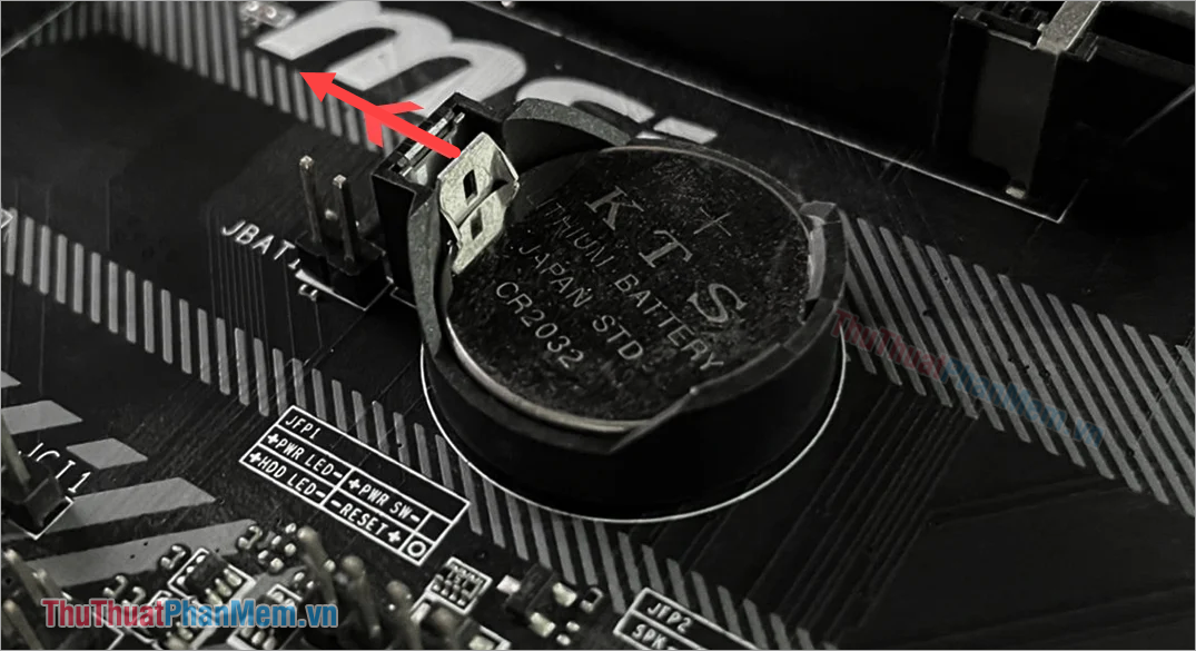 What is a CMOS battery? Things to know about CMOS batteries